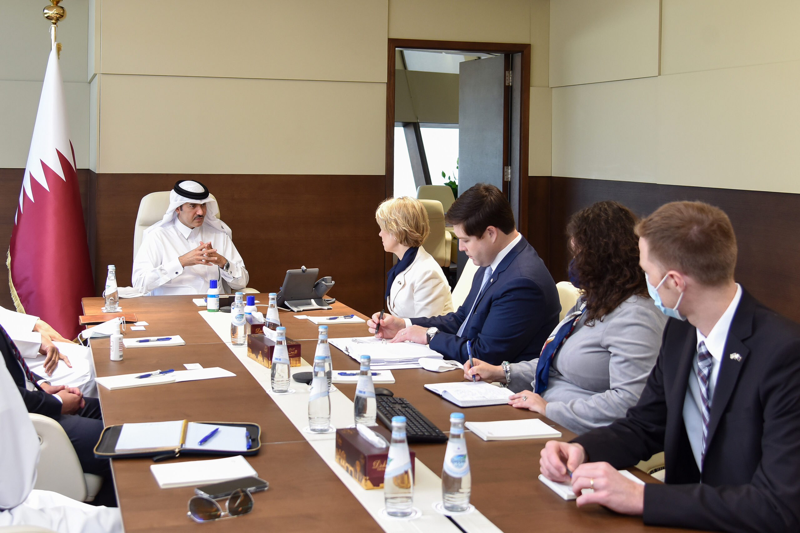 Chairman meets with EXIM Bank President & Chairman - Qatar Free Zones
